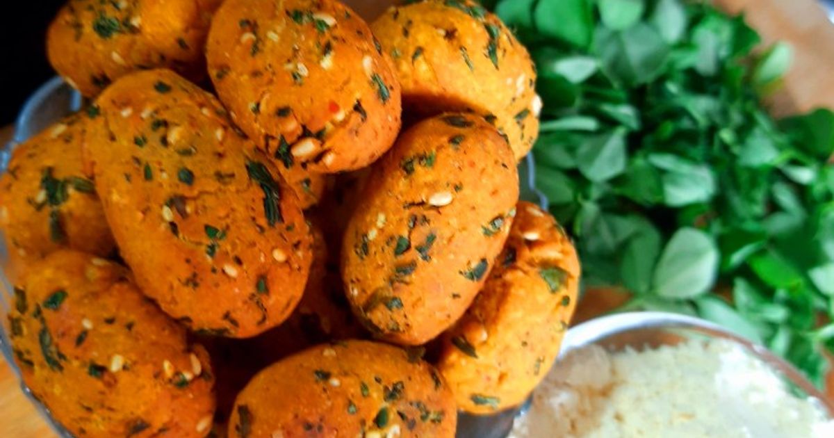 Besan Methi Crispy Muthiya Recipe by Sushma Savla - Cookpad