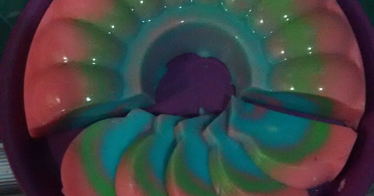 Resep Puding Pelangi Homemade 'Az🍮 oleh Dapoer Umma Azz - Cookpad