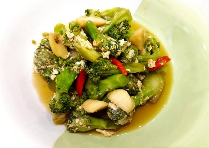 Resep Tumis brokoli oleh Fitri Anggraeni - Cookpad