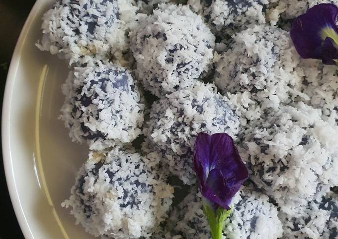 Resep Klepon Bunga Telang Oleh Tina Hasbie Cookpad