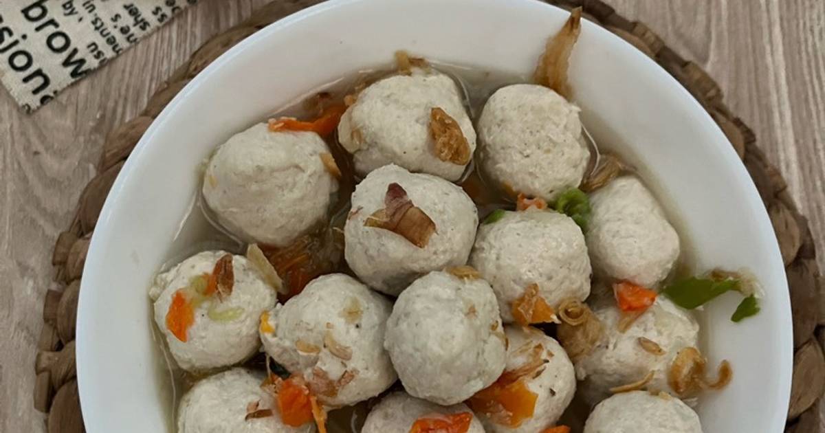 Resep Bakso Ayam Kuah Pedas oleh Mama Upay - Cookpad