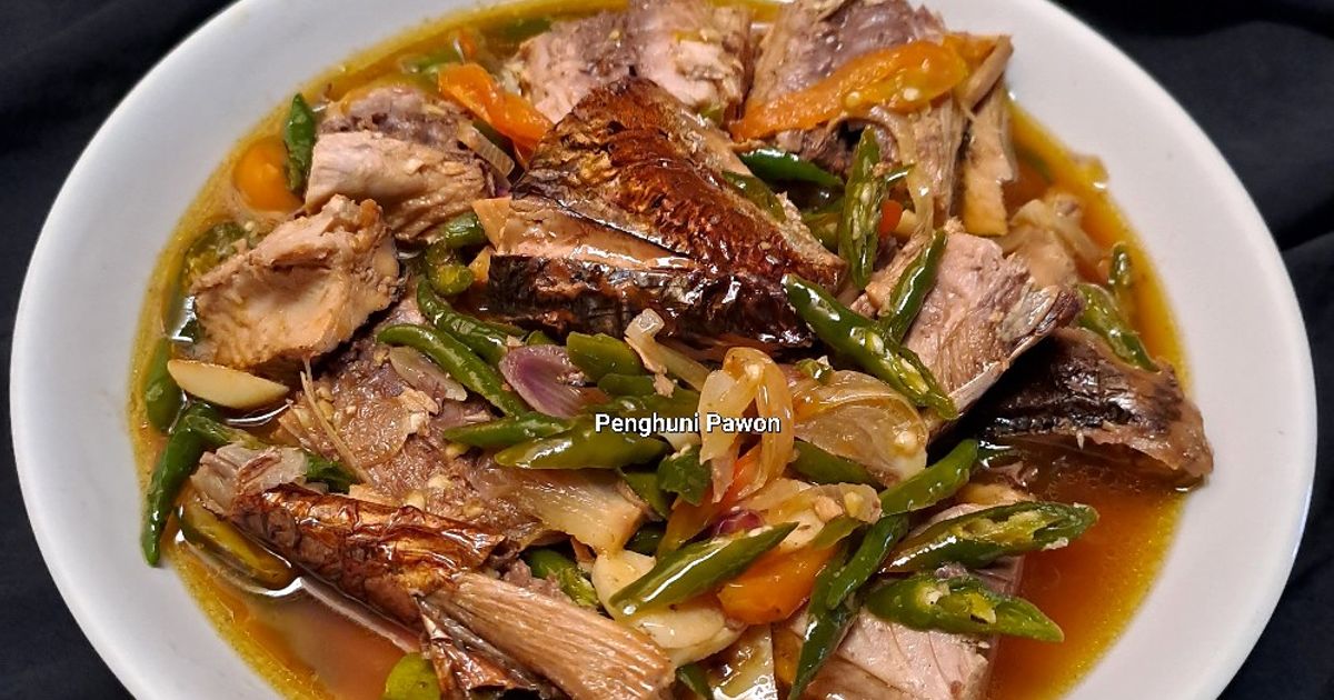 Resep tumis ikan tongkol asap rumahan enak dan mudah - Cookpad