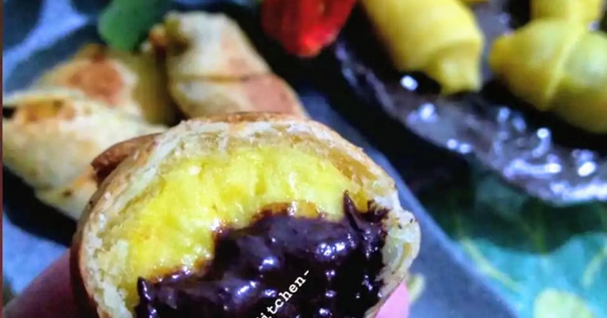 Resep 62. Molen Pisang Cokelat Lumer oleh Ye's Kitchen - Cookpad