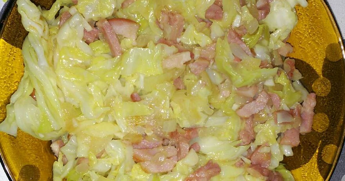Col Guisada Con Bacon Ahumado Receta de Idoia Diaz- Cookpad