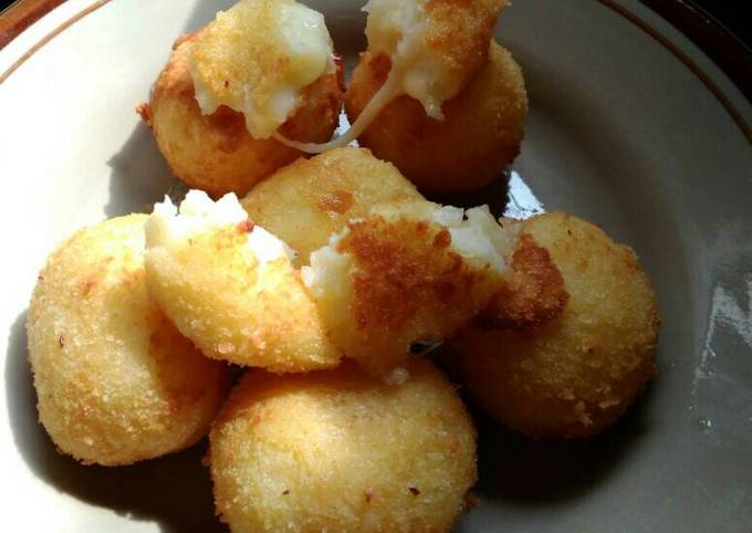 Resep Kentang mozzarella oleh Susanti grace - Cookpad