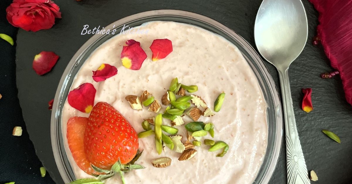 Strawberry Rose Shrikhand Recipe by Bethica Das - Cookpad