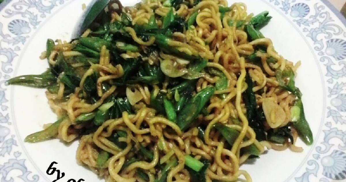Resep Mie goreng ijo-ijo oleh Eka Kusuma - Cookpad