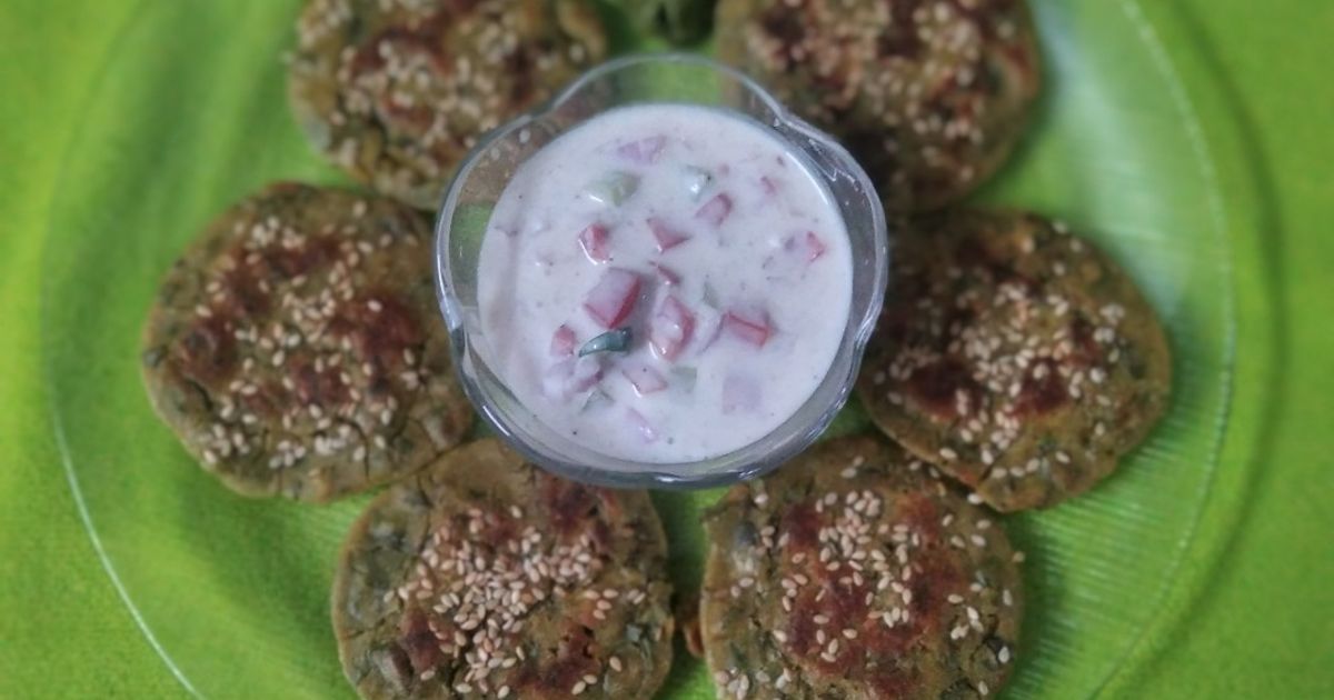Methi Bajri Mini Pudla Recipe by Bina Anjaria - Cookpad