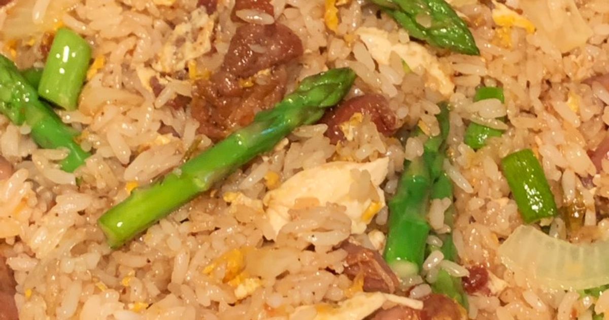 Resep Nasi Goreng Ayam Asparagus oleh Itsmeterre - Cookpad