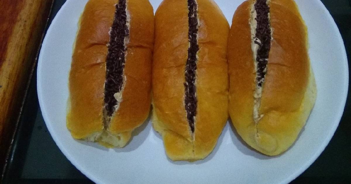 Resep Roti lembut krim mocca meses oleh maria crishtabella - Cookpad