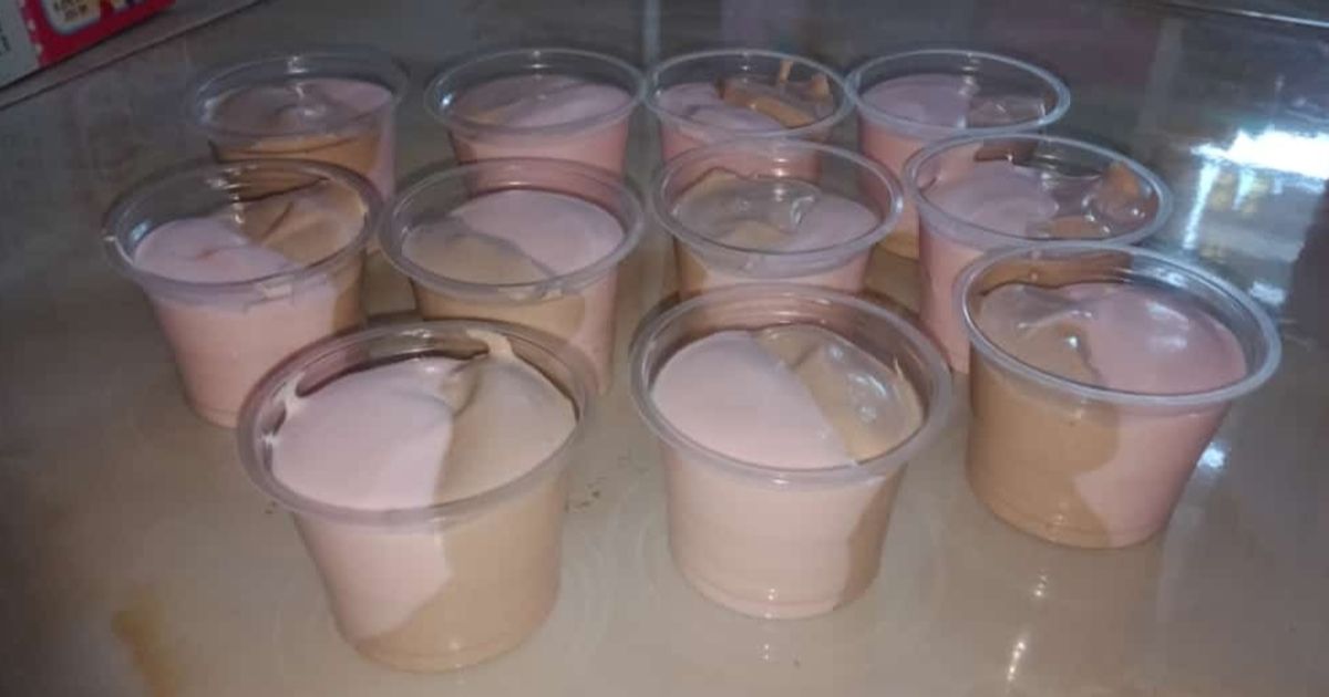 Resep Es Cream Coklat Mix Strawberry Homemade oleh Anggun hijrotul ...