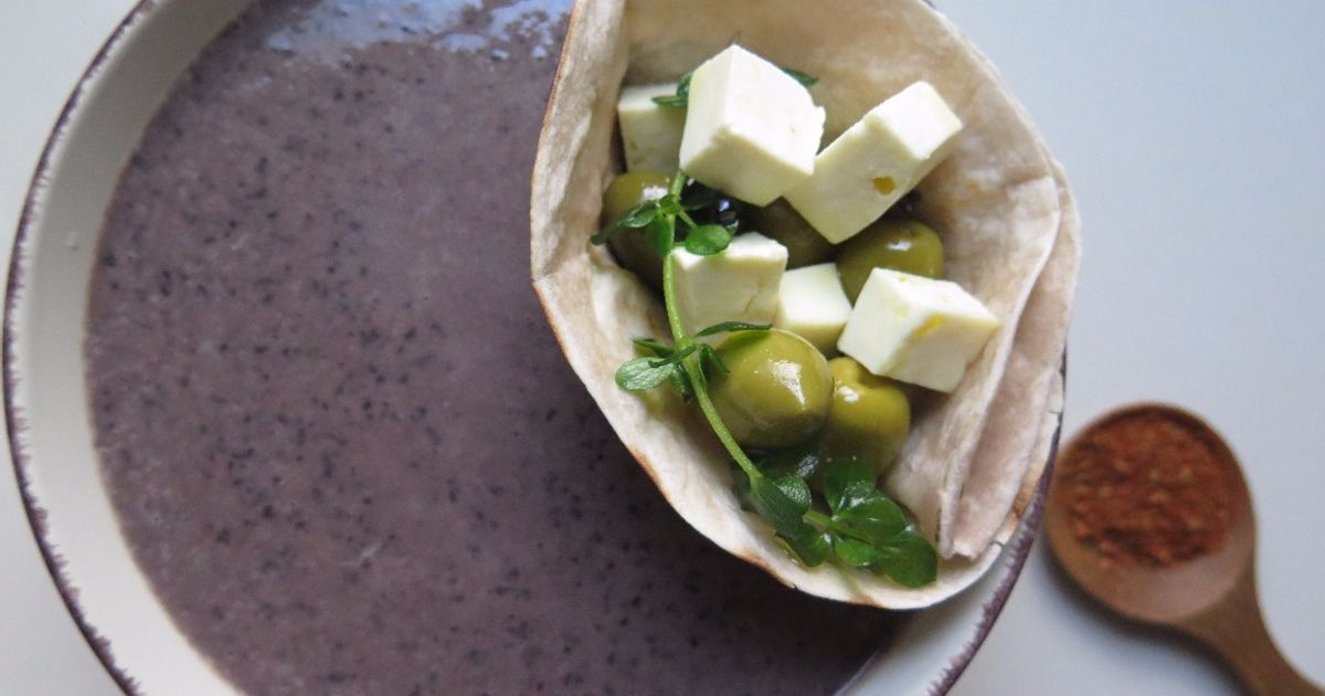 Crema De Porotos Negros Con Albahaca Y Merkén Receta de Daaaaay!- Cookpad