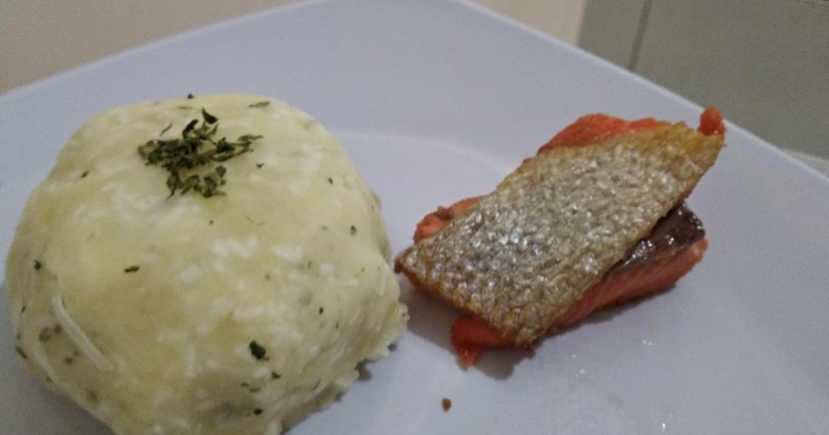 Resep Mashed Popato Chesee With Salmon Goreng Mpasi 10 Month oleh Anis ...