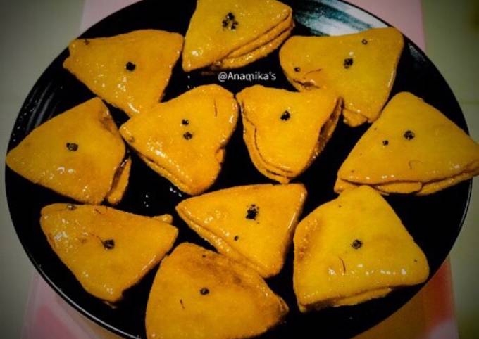 Karnataka Special: Badam Puri (Sweets) Recipe by Anamika Banerjee - Cookpad