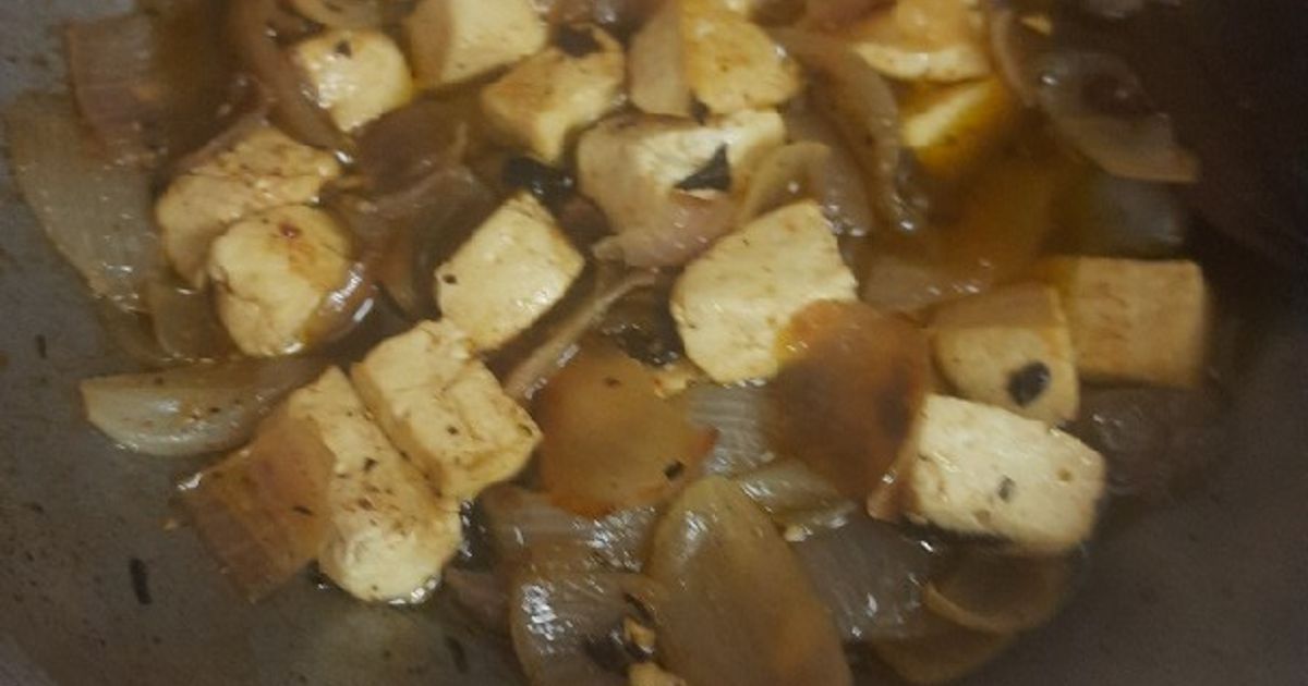 Paneer With Onion Recipe by Swasti Srivastava - Cookpad