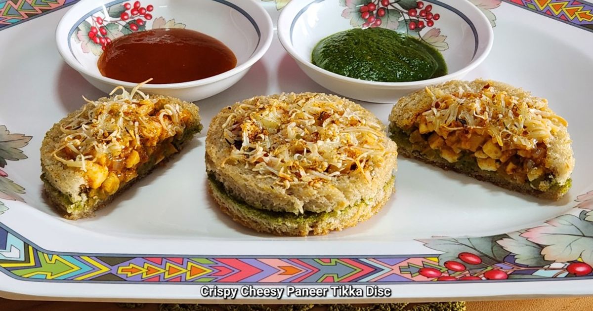 Crispy Cheesy Paneer Tikka Disc Recipe by Rosalyn John - Cookpad