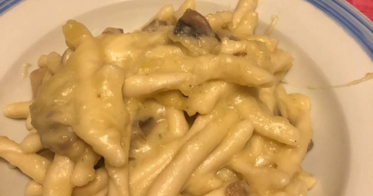Ricetta Pasta con crema di patate e funghi di Maria Antonietta ...