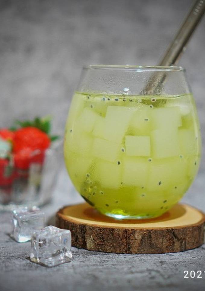 Resep Minuman segar Jelly Kelapa KW oleh Lilyhusnikitchen - Cookpad