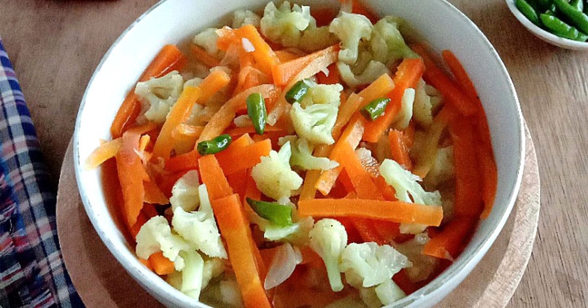 Resep Tumis Bunga Kol Wortel 🥗 oleh Heni Hendriany - Cookpad