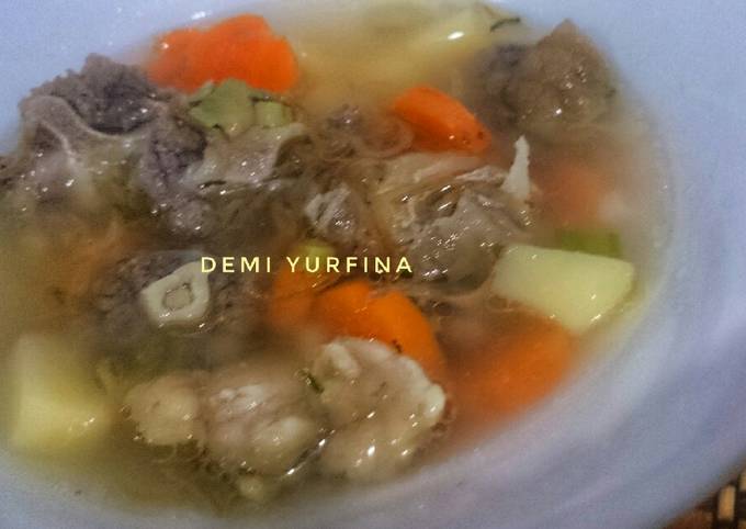 Resep Sop Buntut Sapi oleh bundakia_kitchen - Cookpad