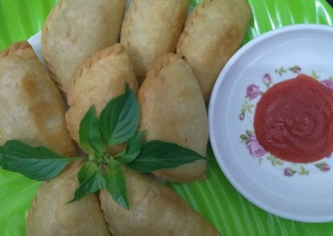 Resep Pastel ayam dan sayuran oleh Anisa - Cookpad