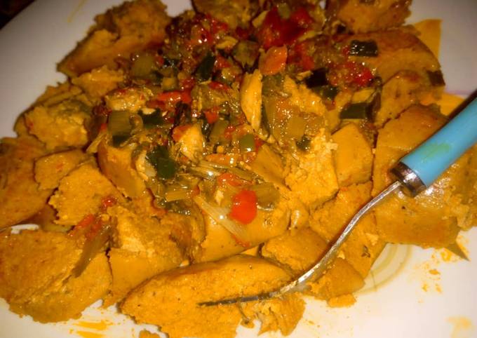 Moi moi and fish souce Recipe by Mrs Ibraheem Na,abba - Cookpad