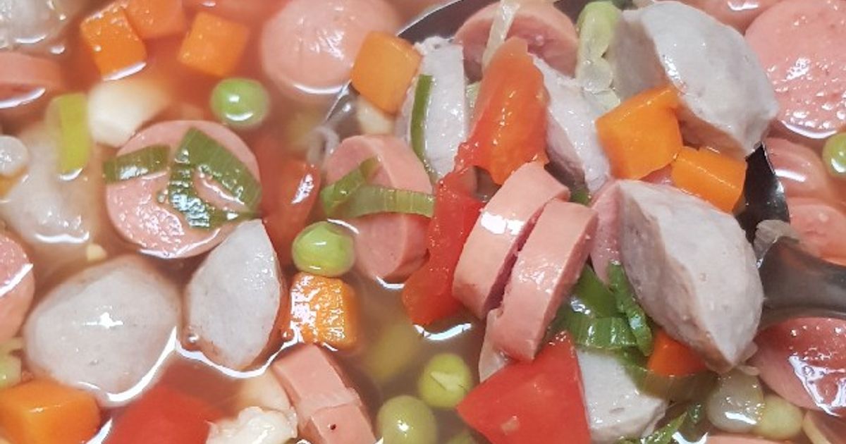 Resep Soup Sosis Baso oleh Emak Poppy - Cookpad