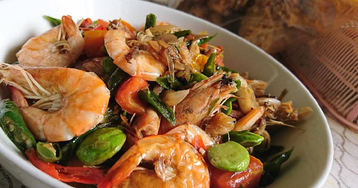 Resep Udang petai cabai hijau oleh Wahyu Alwafi - Cookpad