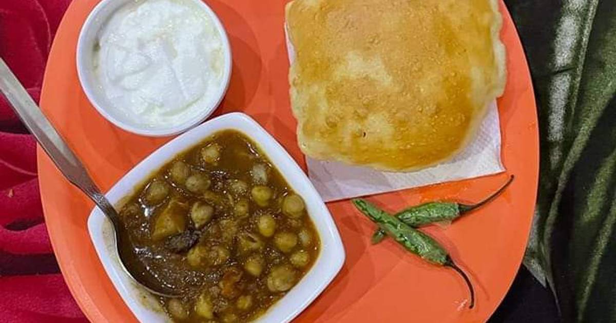 Chole Puri Recipe by Shivani Rathi - Cookpad