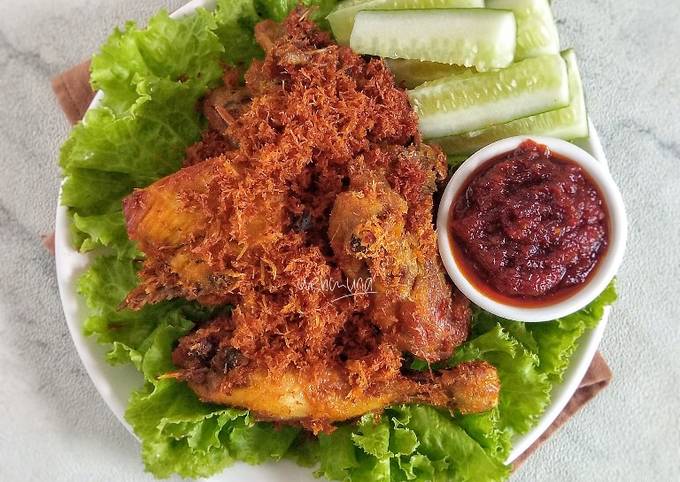 Resep Ayam Goreng Serundeng oleh Munawarah - Cookpad