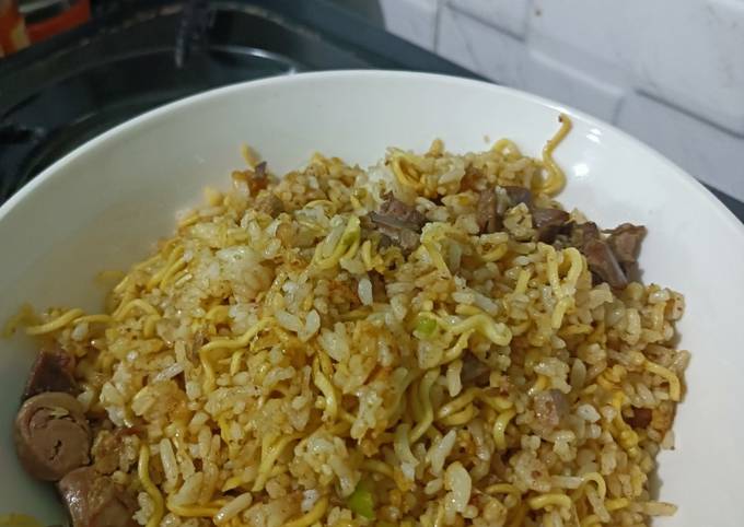 Resep Nasi goreng mawut oleh Farida Apriani - Cookpad