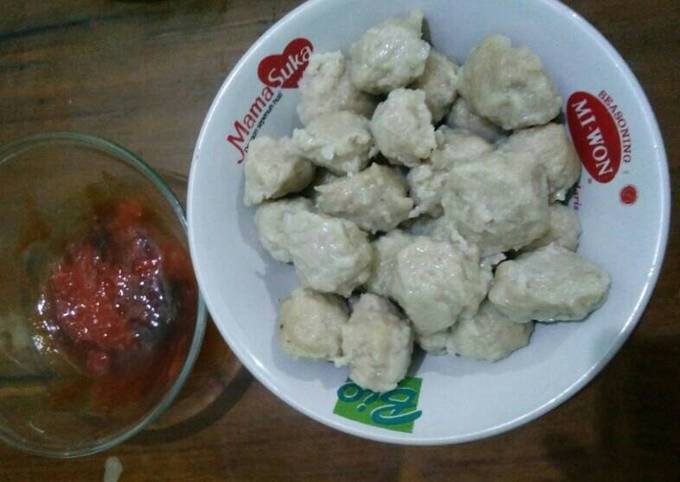 Resep Pentol daging ayam oleh Ucik Dwi Ayu - Cookpad