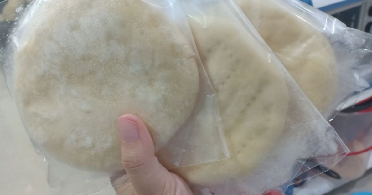 Resep Mini Pizza Base😍 oleh dr. Natalia Momo - Cookpad