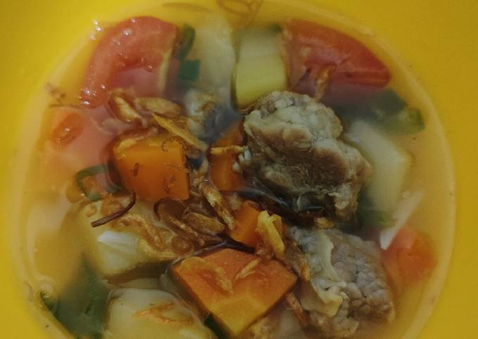 Resep Sop iga kuah bening oleh nitaros - Cookpad