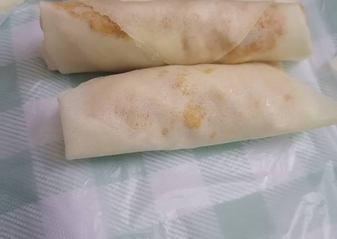 Cheesy Chicken spring rolls Recipe by Mk Mahwish - Cookpad