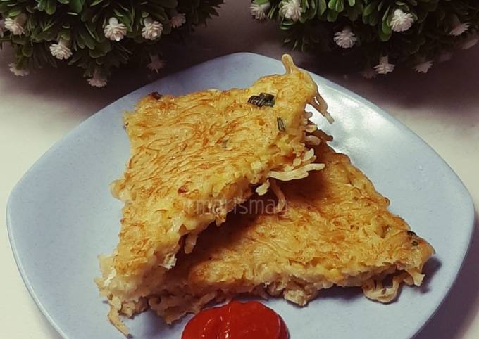 Resep 316. Pizza Mie oleh Irma Rismayanti - Cookpad