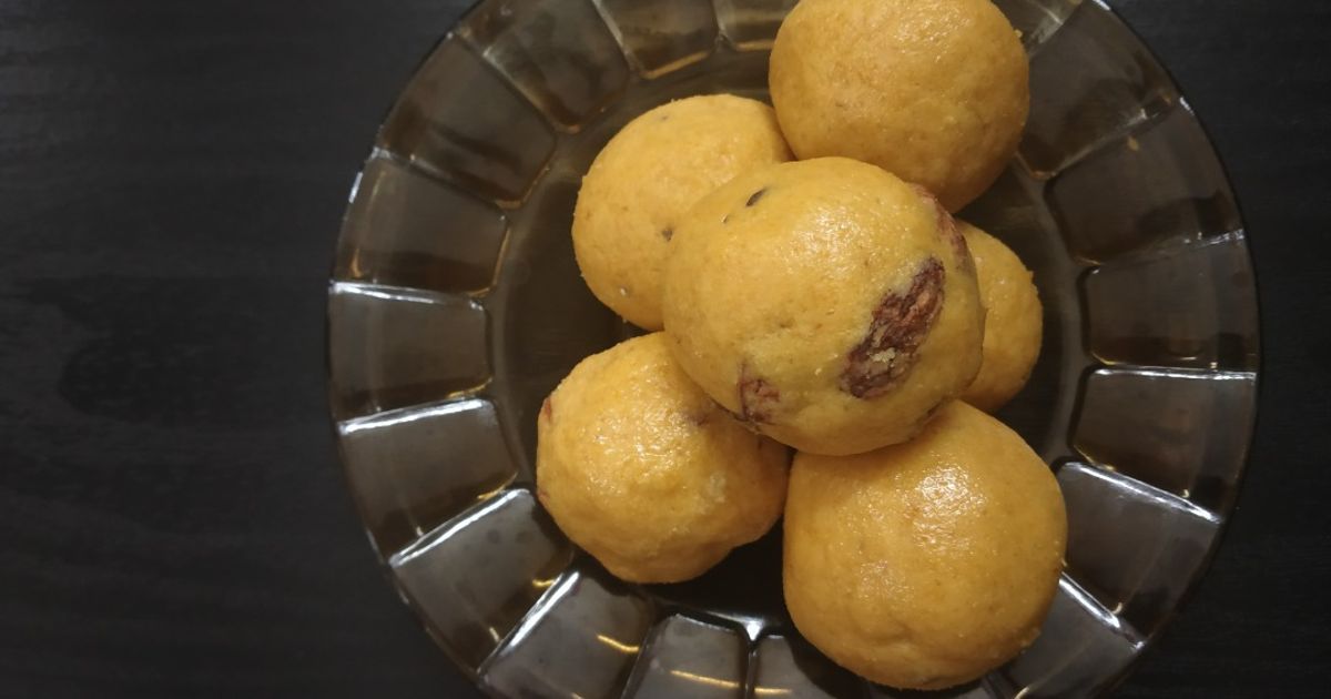 Moong Dal (Green Gram Beans) Ladoo | Pasi Paruppu Urundai | Nei Urundai ...