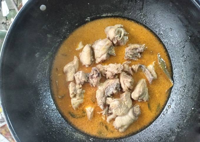 Resep Gulai Ayam Bumbu Instan oleh Ekky Hubayaky - Cookpad Resep Gulai Ayam Bumbu Instan oleh Ekky Hubayaky - Cookpad