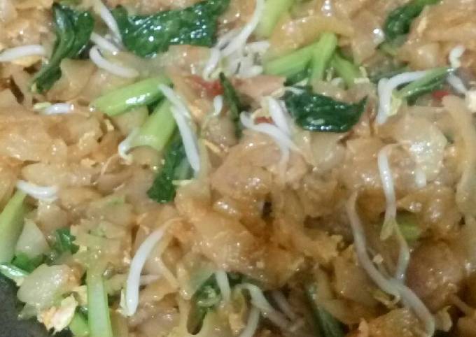Resep Kwetiau goreng makyus oleh Dapur Bunda Aisyah - Cookpad