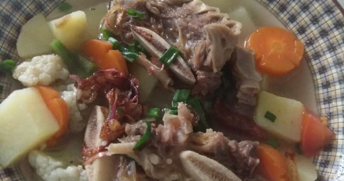 Resep Sop Iga Sapi Kuah Bening oleh Laila El - Cookpad