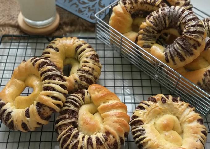 Resep Filipino choco bread oleh Ka Pawon by Elysnawati - Cookpad