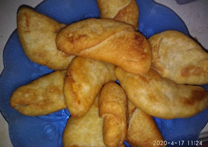 Resep Molen ubi chrispy oleh nuraini - Cookpad