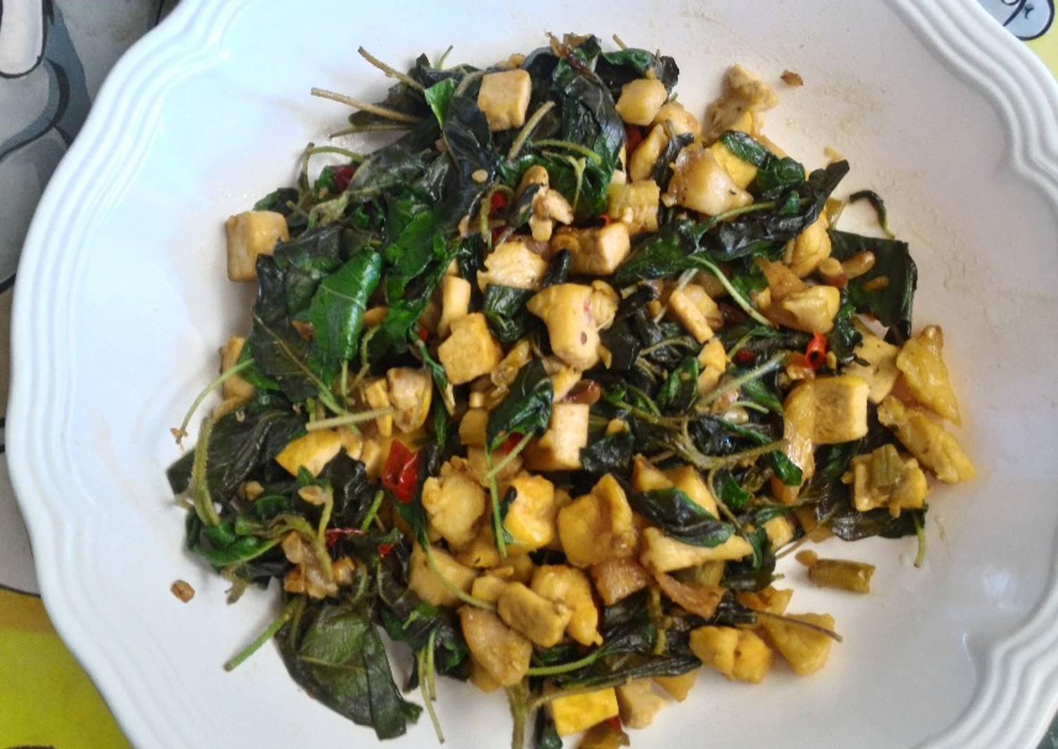 Resep Pad KaPrao Kai (Tumis KaPrao dan Ayam) oleh Elz - Cookpad