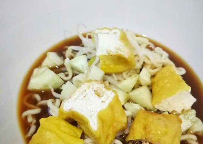 Resep Rujak Mie oleh Nina Badriati - Cookpad