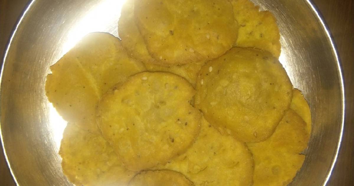 Nasta puri Recipe by Deepika Parmar - Cookpad