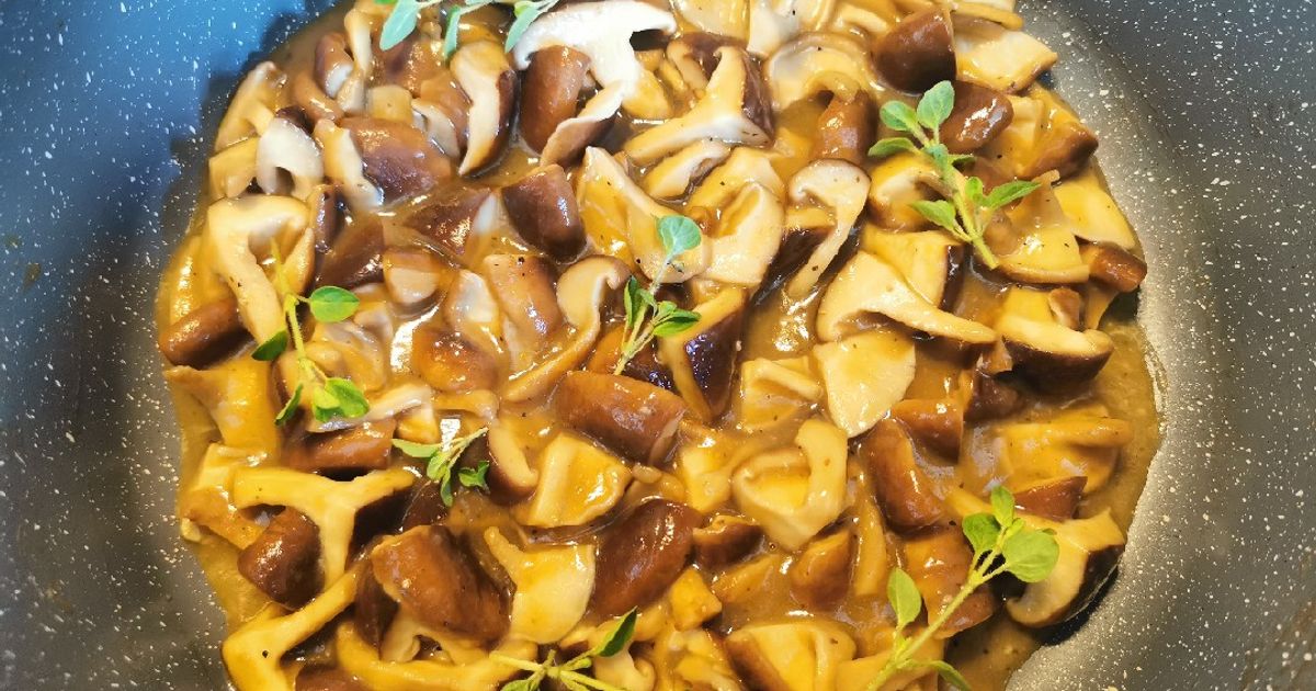Shitake (Shiitake) Gomba Szotírozva / Sauté | Debreceni Sanyi receptje ...