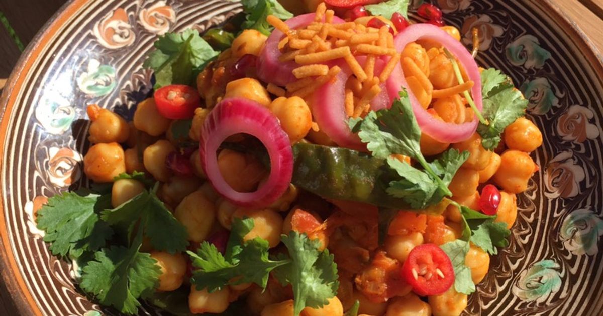 Chickpea And Veg Pathia Curry🌿🌱 Recipe by Rachel - Cookpad