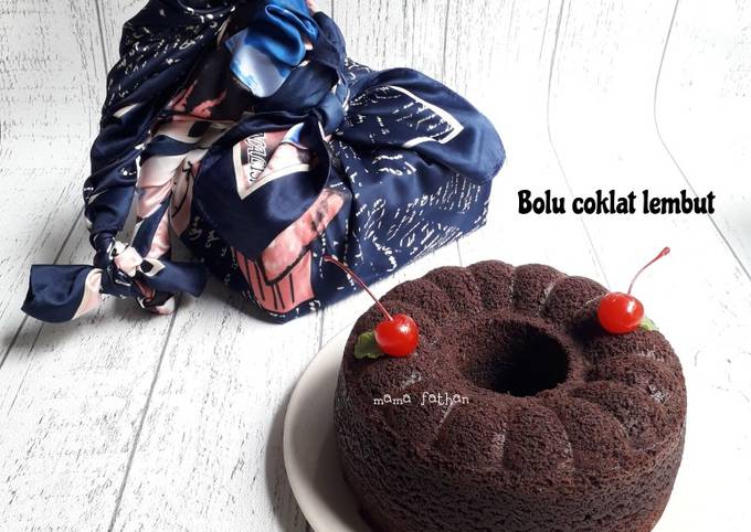 Resep Bolu coklat lembut oleh Mama fathan - Cookpad
