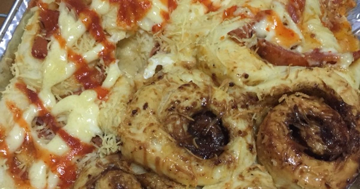 Resep Mix Rolls (Cinnamon Roll Dan Pizza Roll) oleh Mamamia's Kitchen - Cookpad