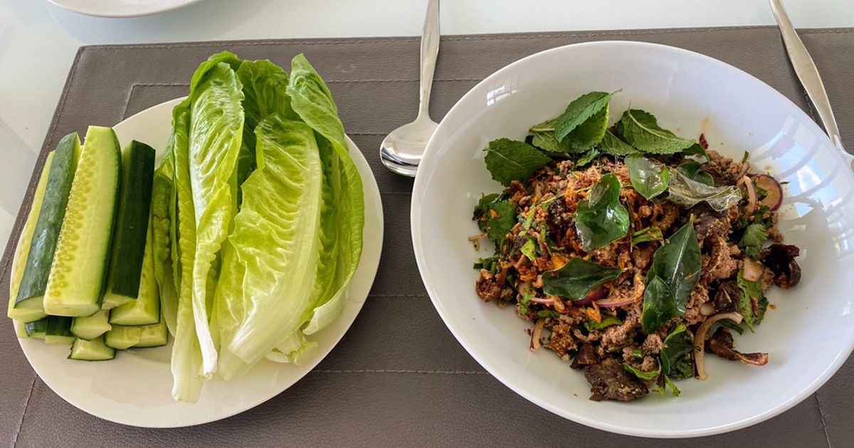 Spicy Minced Duck Recipe by Pakprawee - Cookpad